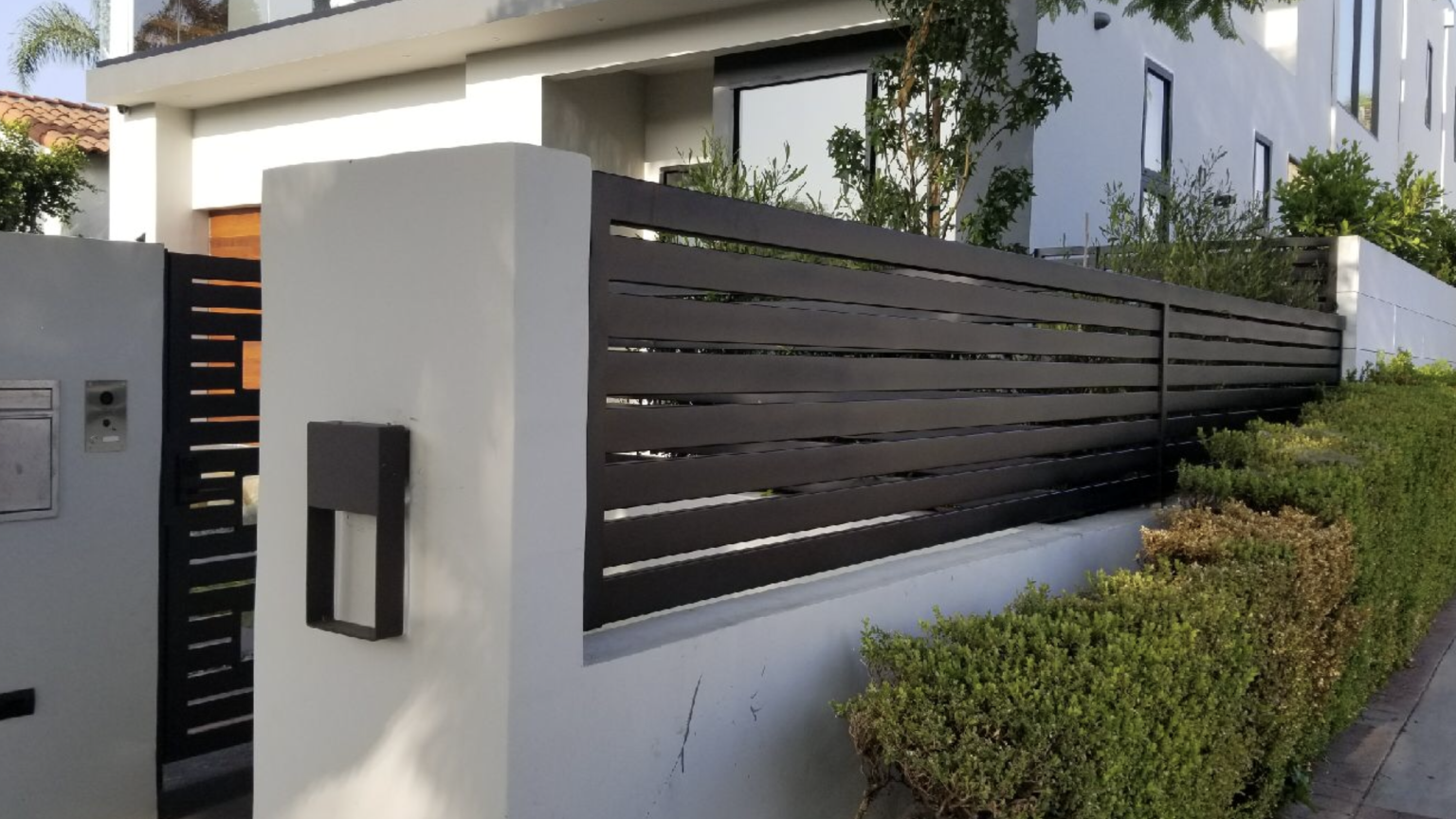 Modern & Secure Fencing Solutions | Hi Tech Fences in LA